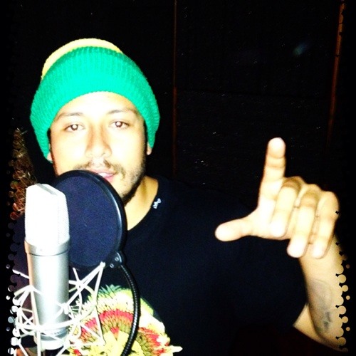 Stream PRENTON BLESS- LUCHANDO by Prenton Bless | Listen online for ...
