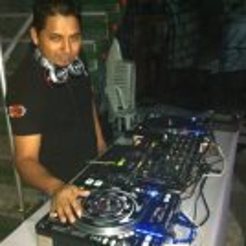 Stream Cumbias colombianas y algo mas (Dj Reivaj) by Reivaj Javier | Listen online for free on ...