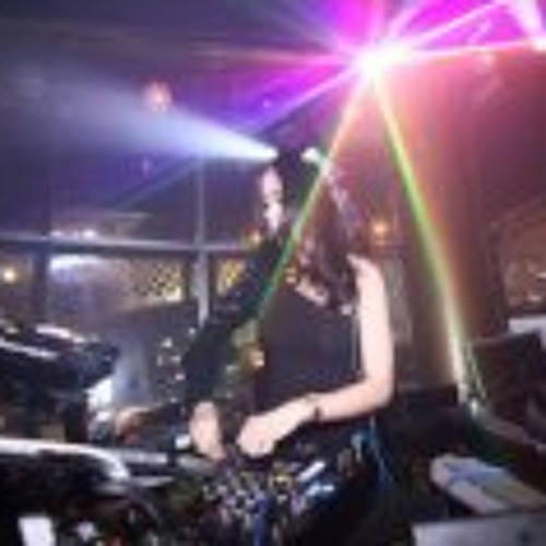 Stream DJ ROXY-JUNE music | Listen to songs, albums, playlists for free ...