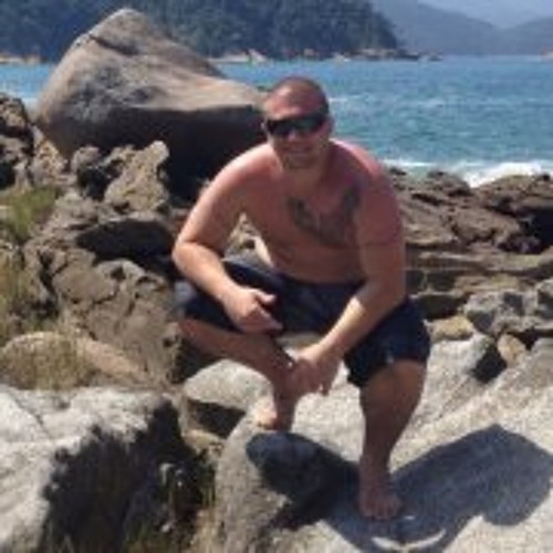 Stream Lucas Bertolini music | Listen to songs, albums, playlists for ...