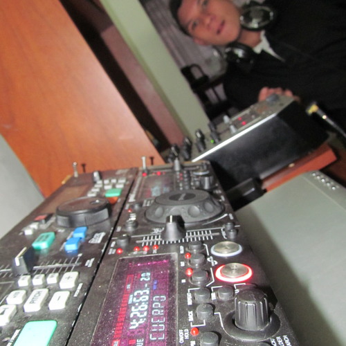 Stream DJ Yesid Fonseca | Listen to spots propagandas para tu ...