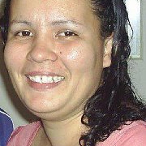 Stream Kelly Roberto music | Listen to songs, albums, playlists for ...