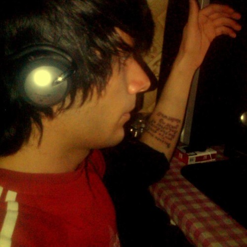 Stream ffffffffffffff music | Listen to songs, albums, playlists for ...