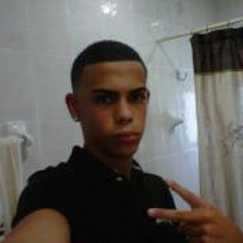 Stream Moises Reyna Music Listen To Songs Albums Playlists For Free