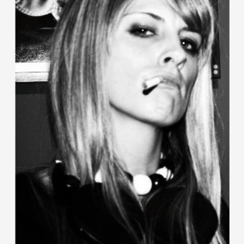 Stream MAYA COX {MOULINEXS} ᴰᴶ 2 music | Listen to songs, albums ...