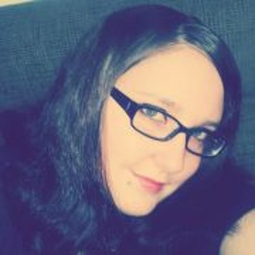 Stream Julia Bee 2 music | Listen to songs, albums, playlists for free ...