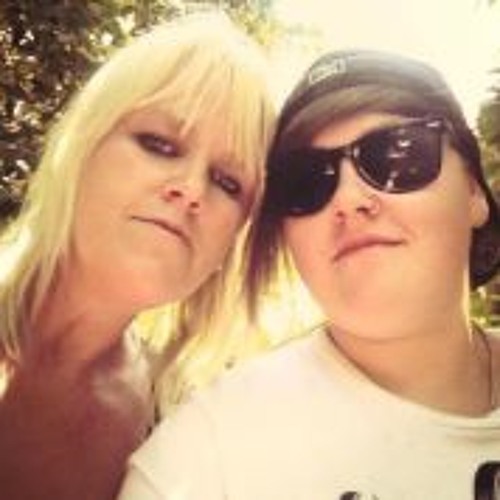 Stream Keana Reeves music | Listen to songs, albums, playlists for free ...