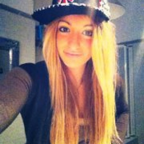 Stream Manuela Wayne Macchia music | Listen to songs, albums, playlists for free on SoundCloud