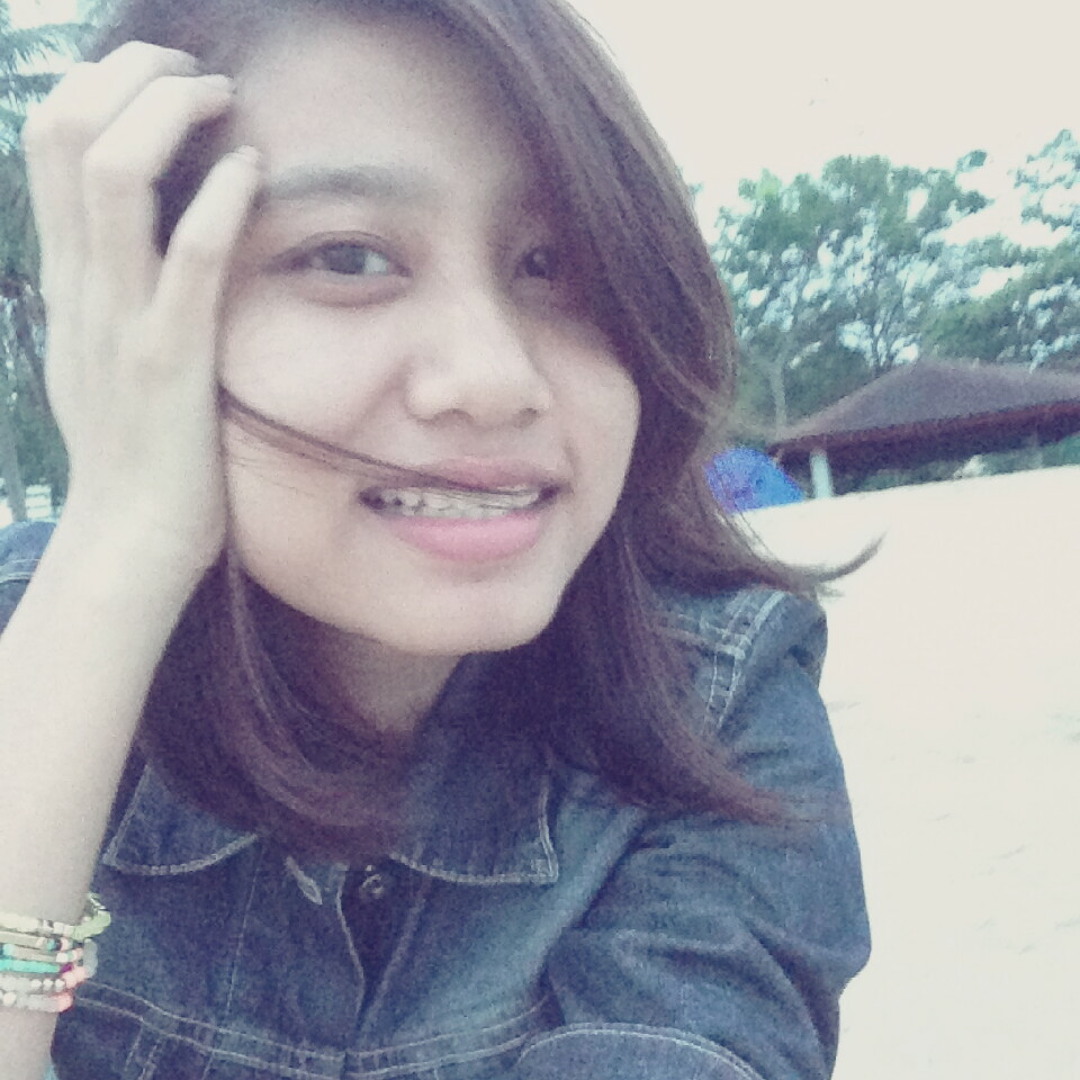 Stream Htoo L Lin - a chit loh khaw tha lar by Yee Mon Lay | Listen ...