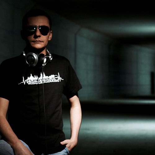 Stream dj mike dee music | Listen to songs, albums, playlists for free ...