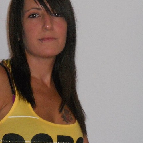 Maria Valle's Instagram, Twitter & Facebook on IDCrawl