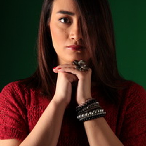 Stream Niusha Ravaie music | Listen to songs, albums, playlists for ...