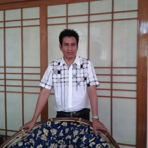 Stream Aung Ye Moe | Listen to ss playlist online for free on SoundCloud