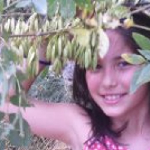 Stream Emma Vaz 1 music | Listen to songs, albums, playlists for free ...