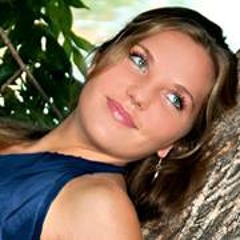 Amanda Rae's Instagram, Twitter & Facebook on IDCrawl