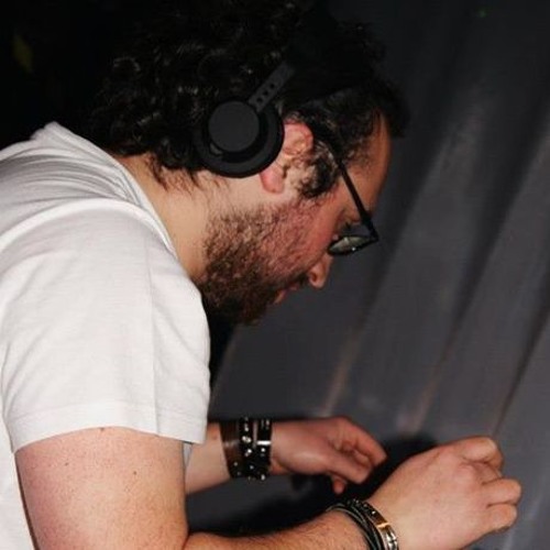 Stream Luca Munari Deejay music | Listen to songs, albums, playlists ...