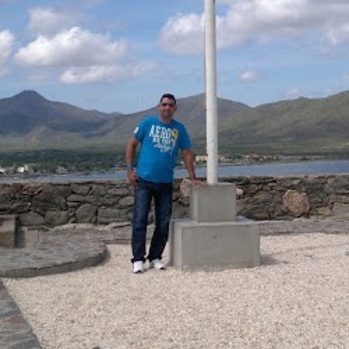 Stream Gustavo MAS Y RUBI music | Listen to songs, albums, playlists ...