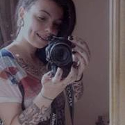 Stream Isabela Calandrini music | Listen to songs, albums, playlists ...