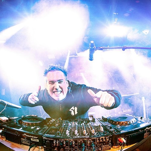 Stream DJ Roddy Lee music | Listen to songs, albums, playlists for free ...