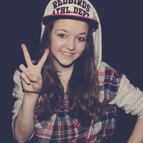 Stream Caroline Lundgren 118 music | Listen to songs, albums, playlists ...