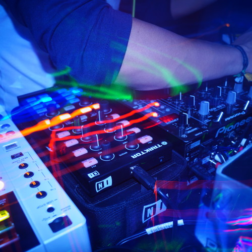 Stream 130 dB Music music | Listen to songs, albums, playlists for free ...