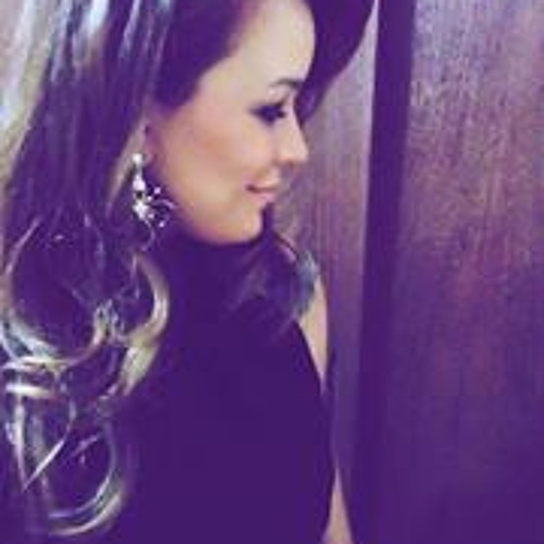 Stream Nádia Pessoa Music Listen To Songs Albums Playlists For Free