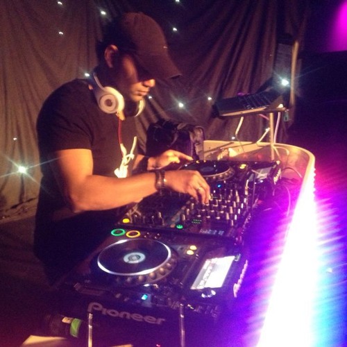 Stream RAYY (Raymond Baboeram) music | Listen to songs, albums ...