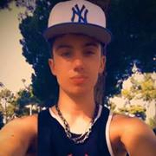 Stream Ale Milano music | Listen to songs, albums, playlists for free ...