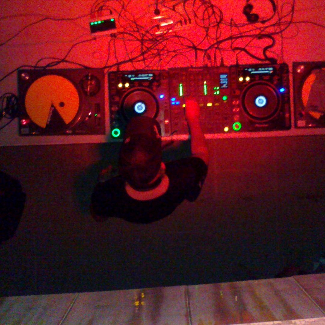 Stream DJFH sound music | Listen to songs, albums, playlists for free ...