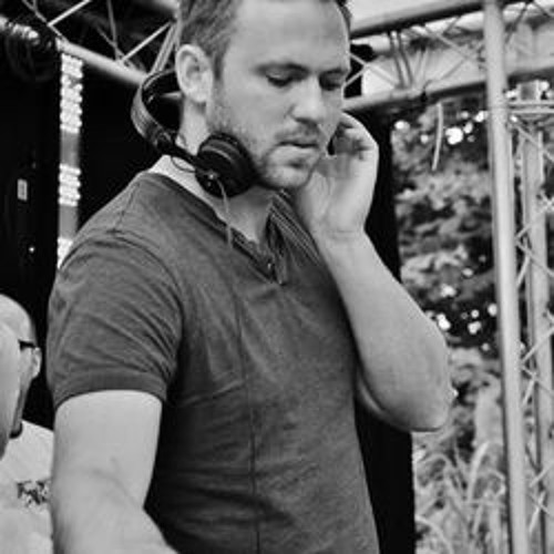 Stream Dominik Wolff music | Listen to songs, albums, playlists for ...