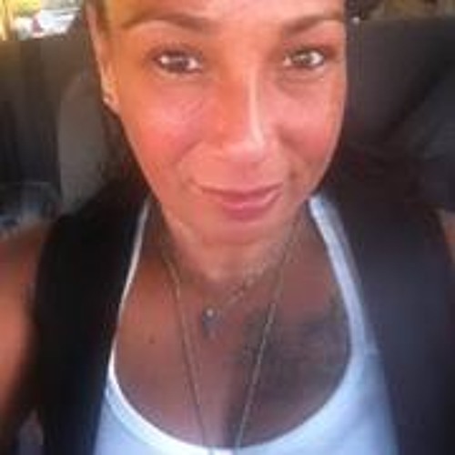 Stream Minnie Cosme-Reyes music | Listen to songs, albums, playlists ...