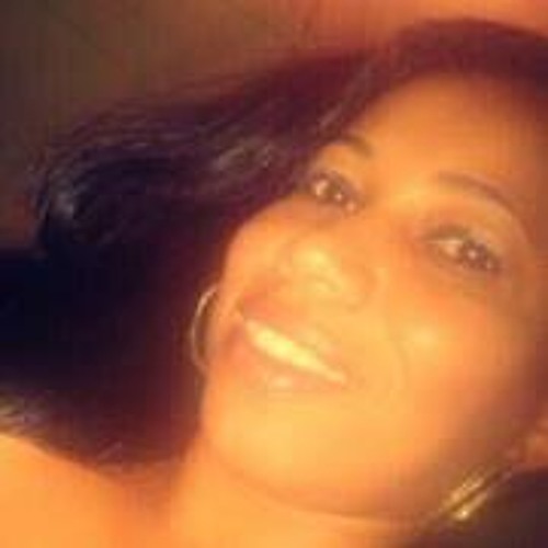 Stream Fernanda Campos 17 music | Listen to songs, albums, playlists ...