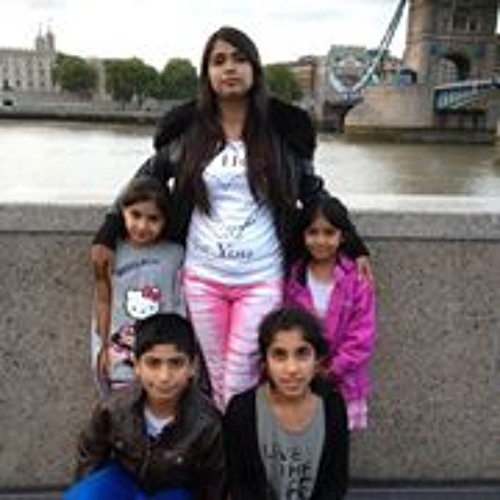 Stream Kalsoom Akhtar music | Listen to songs, albums, playlists for ...