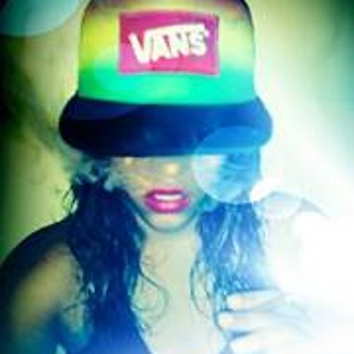 Stream Janelis Cruz music | Listen to songs, albums, playlists for free ...