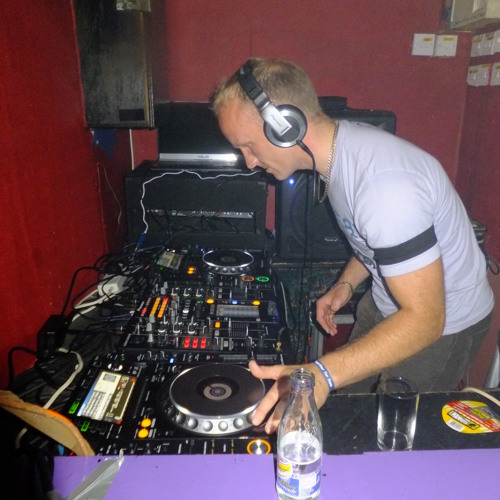 Stream Run DMC vs Mauro Picotto - Its Like This Its Like That (Ravy ...