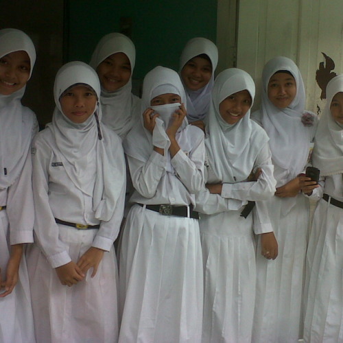 Stream Sampai akhir (jelek) by Nadia Ramadhani | Listen online for free ...