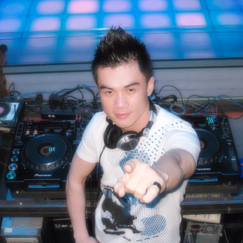 Stream Dj Dung Bot music | Listen to songs, albums, playlists for free ...