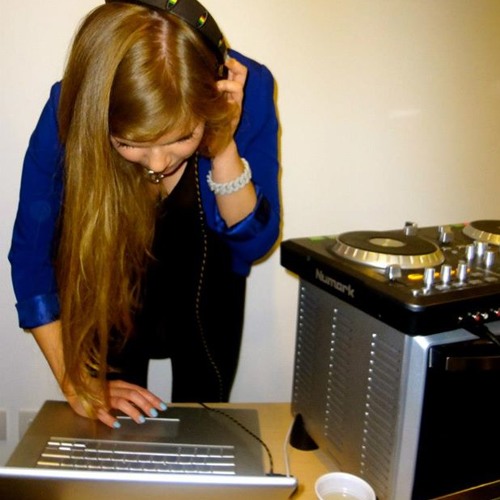 Stream Sabrina O-ski music | Listen to songs, albums, playlists for ...