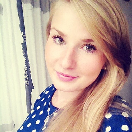 Stream Laura Strauß music | Listen to songs, albums, playlists for free ...