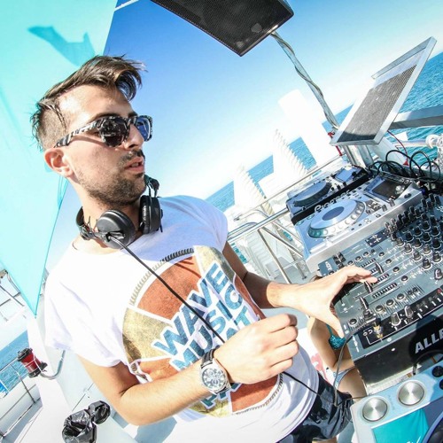 Stream Axel Fox music | Listen to songs, albums, playlists for free on ...