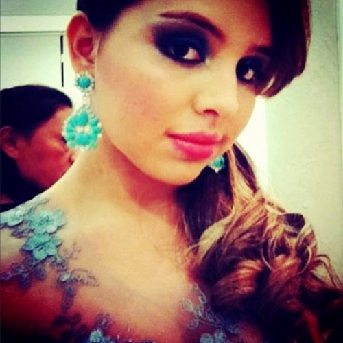 Stream Beatriz Del Castillo music | Listen to songs, albums, playlists ...