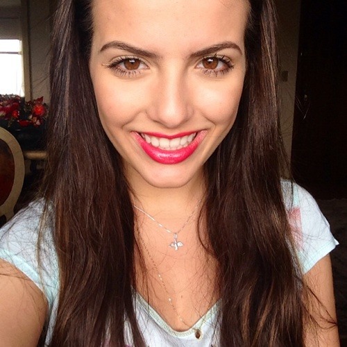 Stream Beatriz Trevisan music | Listen to songs, albums, playlists for ...