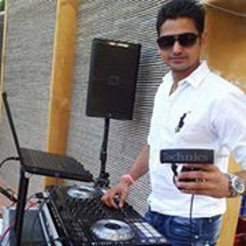 Listen to playlists featuring Yuva - Fanaa (Dj Jiten Remix) by Dj Jiten ...