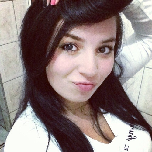 Stream Bella Pires music | Listen to songs, albums, playlists for free ...