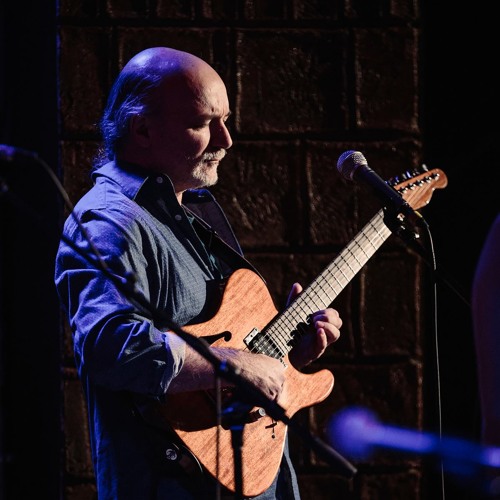 Stream Frank Ferrara @Eslabon music | Listen to songs, albums ...