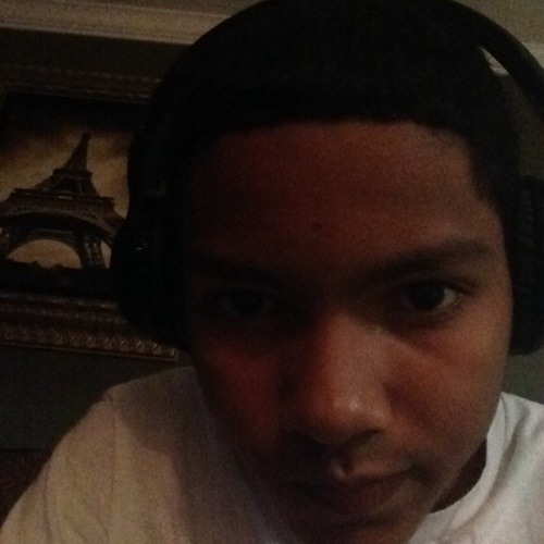 Stream Daniel de Jesus 19 music | Listen to songs, albums, playlists ...