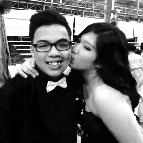 Stream Divina Mercado music | Listen to songs, albums, playlists for ...