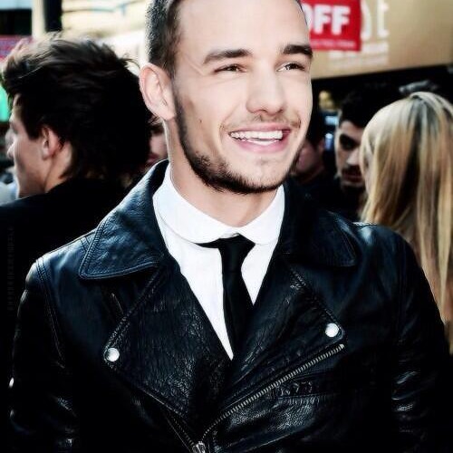 Stream Victória Rosa Matos music | Listen to songs, albums, playlists ...