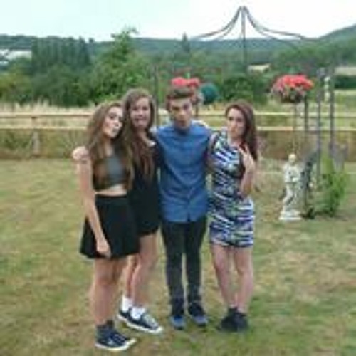 Stream Zoe Weller music | Listen to songs, albums, playlists for free ...