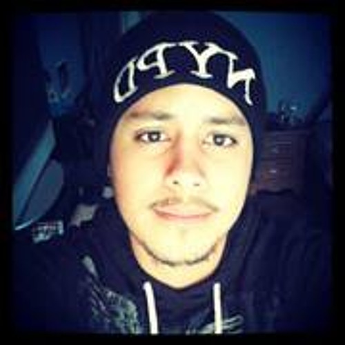 Stream Angel Guevara 17 music | Listen to songs, albums, playlists for ...